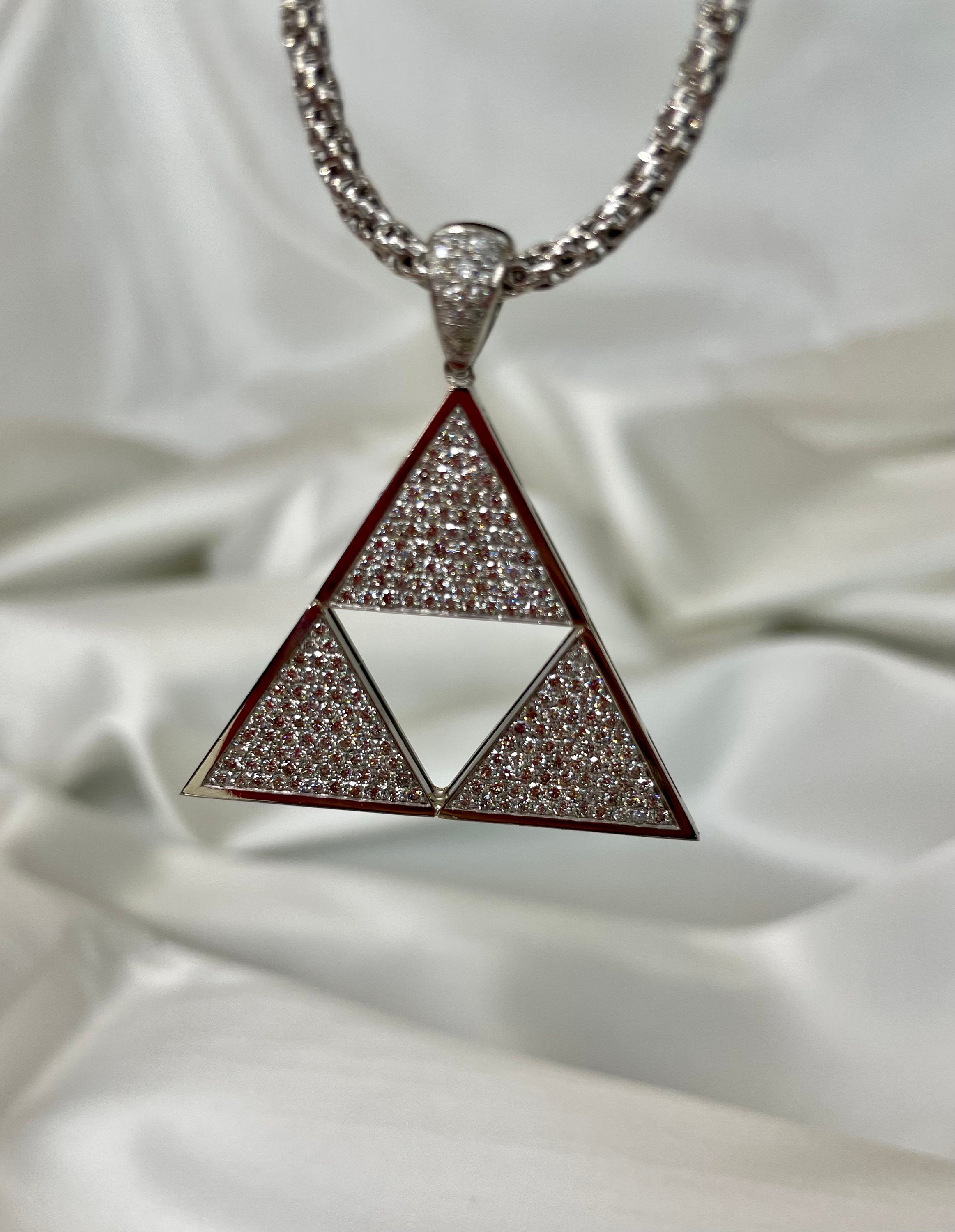 Legend of Zelda Pendant Necklace 14k Gold Set With Real Diamonds - Etsy