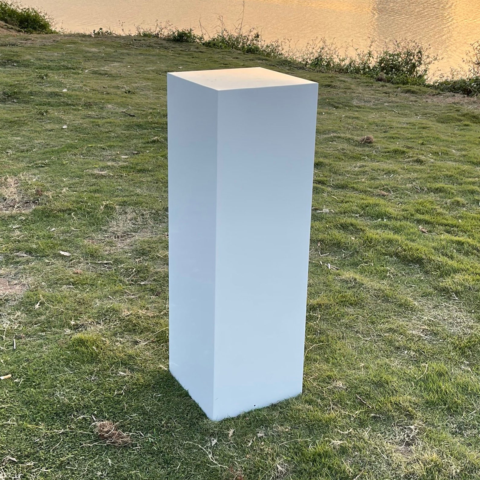 White Pedestal Stand Plinth Table Party Events Dessert Table Wedding ...