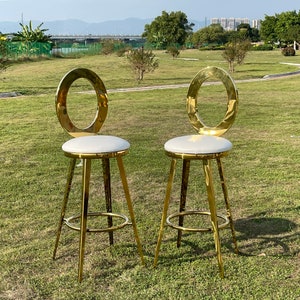 Gold Drink Bar Table and Bar Stools Set for Party Events Planning ...