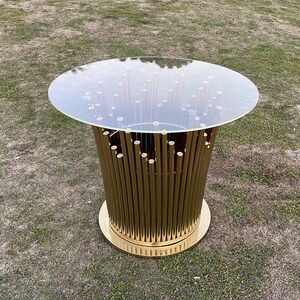 Gold Dessert Table Cake Table Sunflower Round Dining Table Cylinder ...
