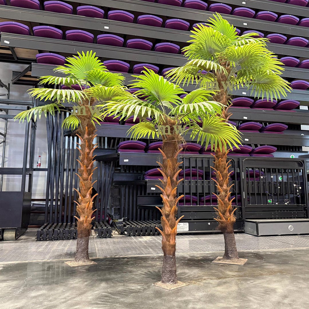 Tropical Palm Trees Artificial Plant Decorate Trees Commerical Quarter ...