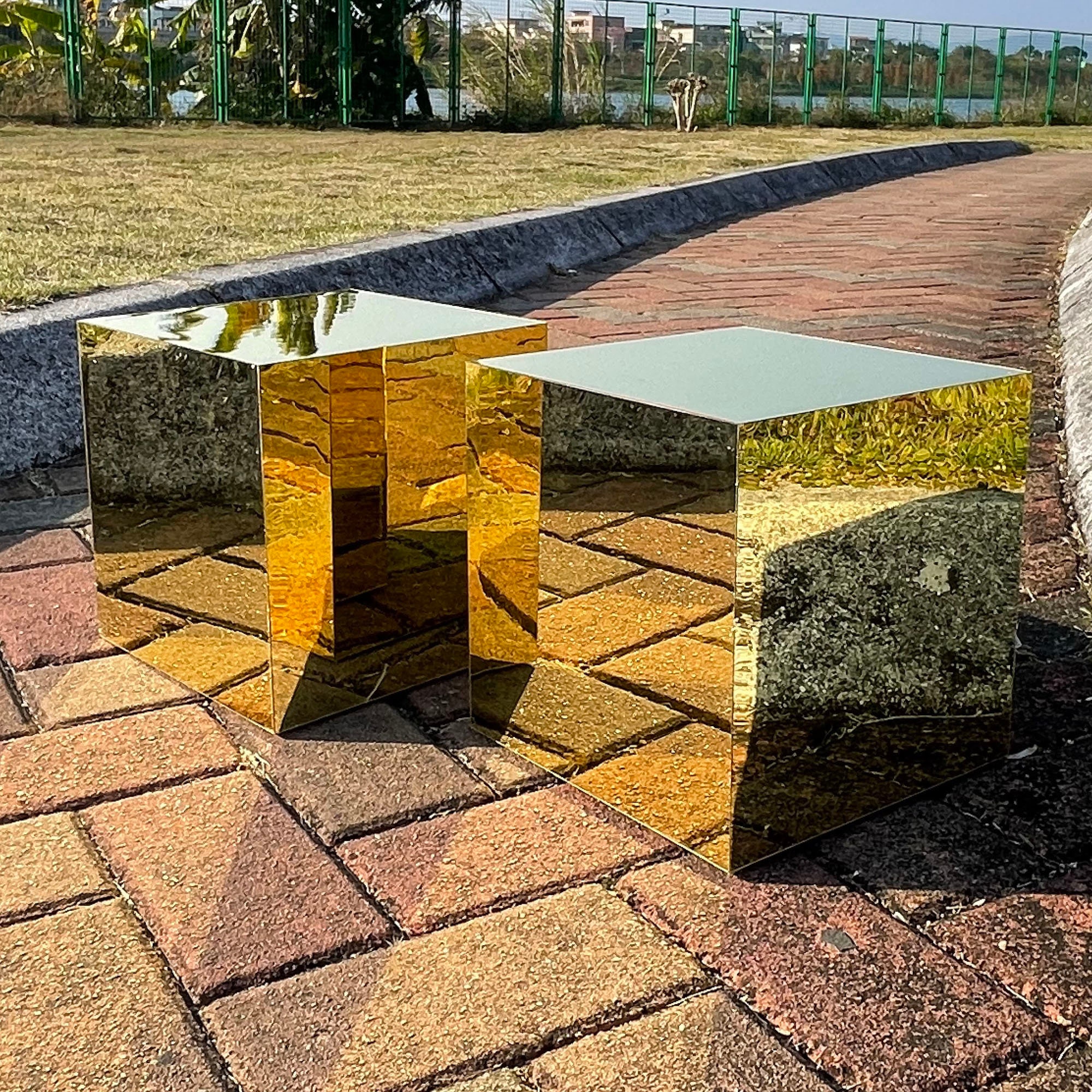 Customized Gold Mirror Cube Box Square Column for Wedding Event ...