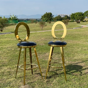 Gold Drink Bar Table and Bar Stools Set for Party Events Planning ...