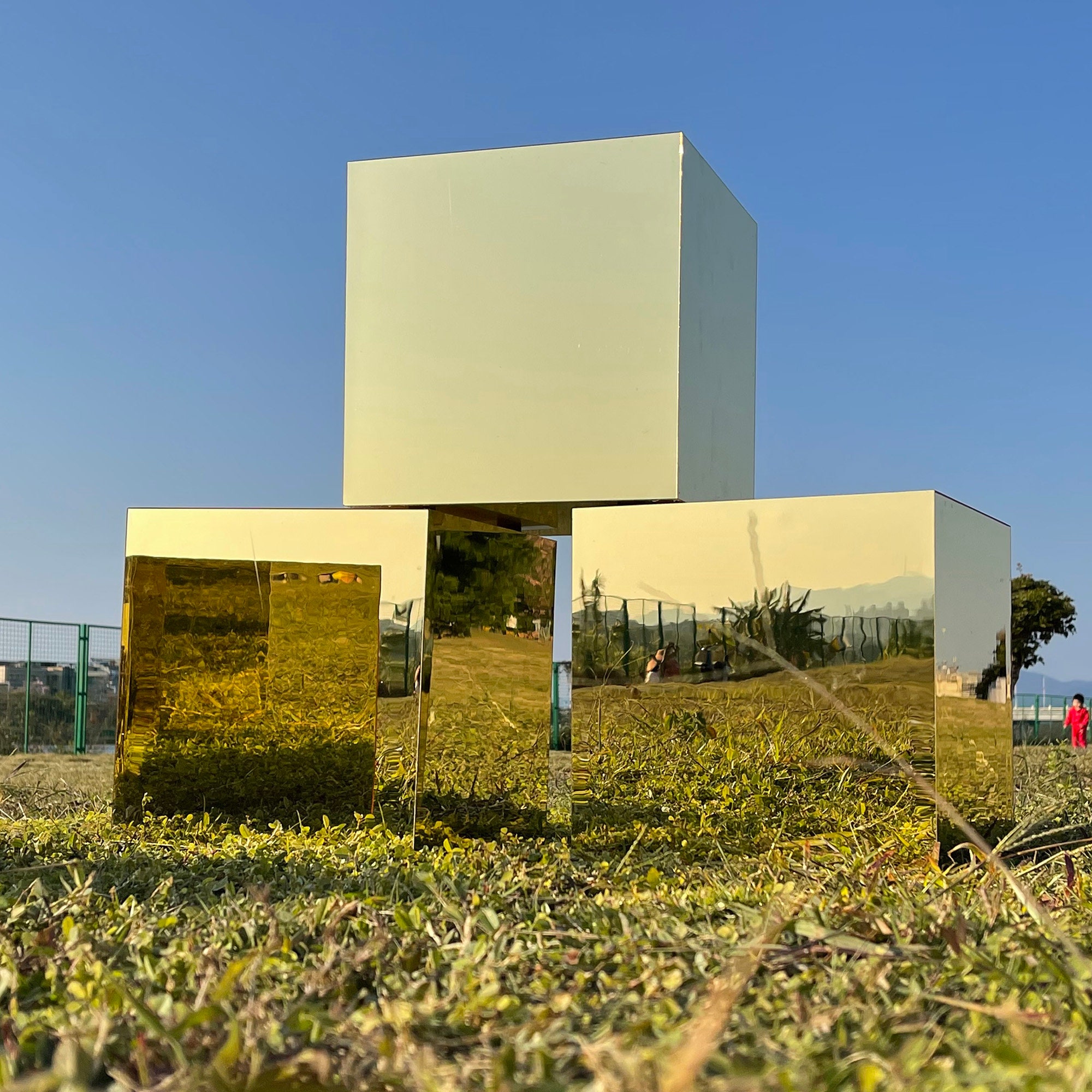 Customized Gold Mirror Cube Box Square Column for Wedding Event ...