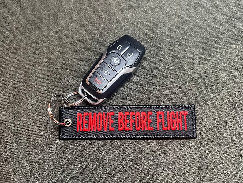 Remove Before Flight Pilot Aircraft Keychain Tag Travel Luggage Bag Tag ...