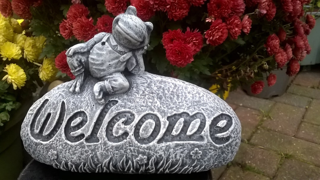 Frog Welcome Sign Quality Garden Ornament - Etsy