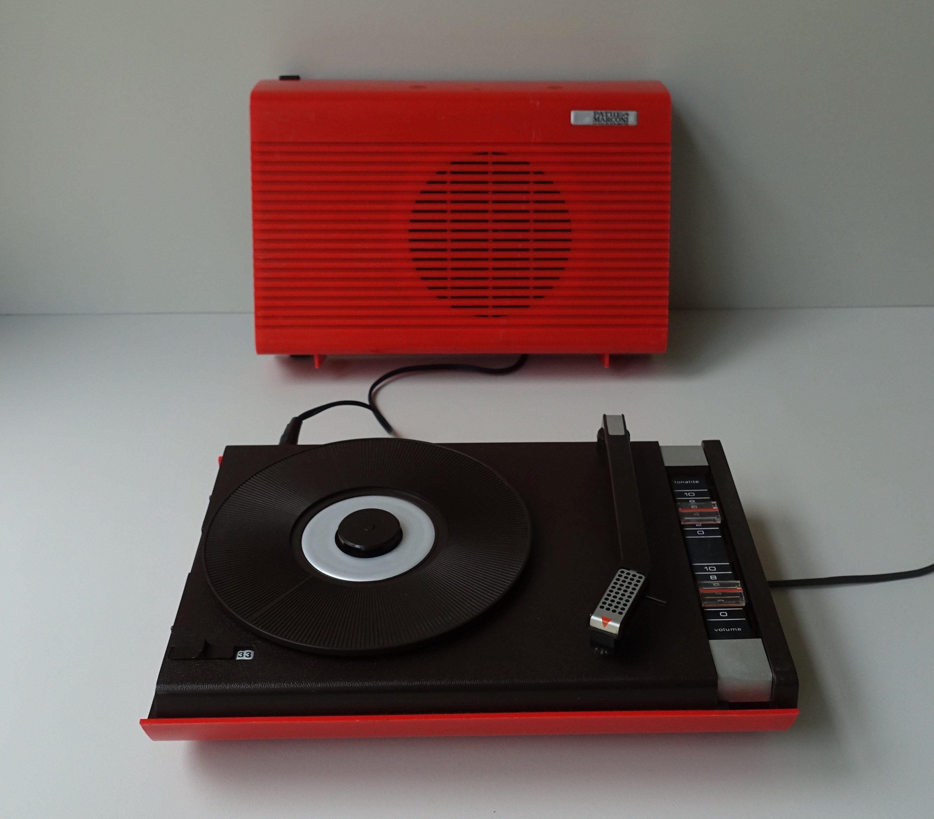 Battery Operated Portable Record Player