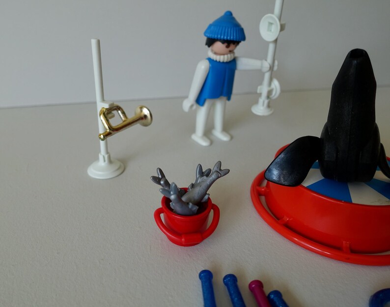 Vintage Playmobil 1980s Sea Lion Trainer Tamer Dompteur Number 3518 ...