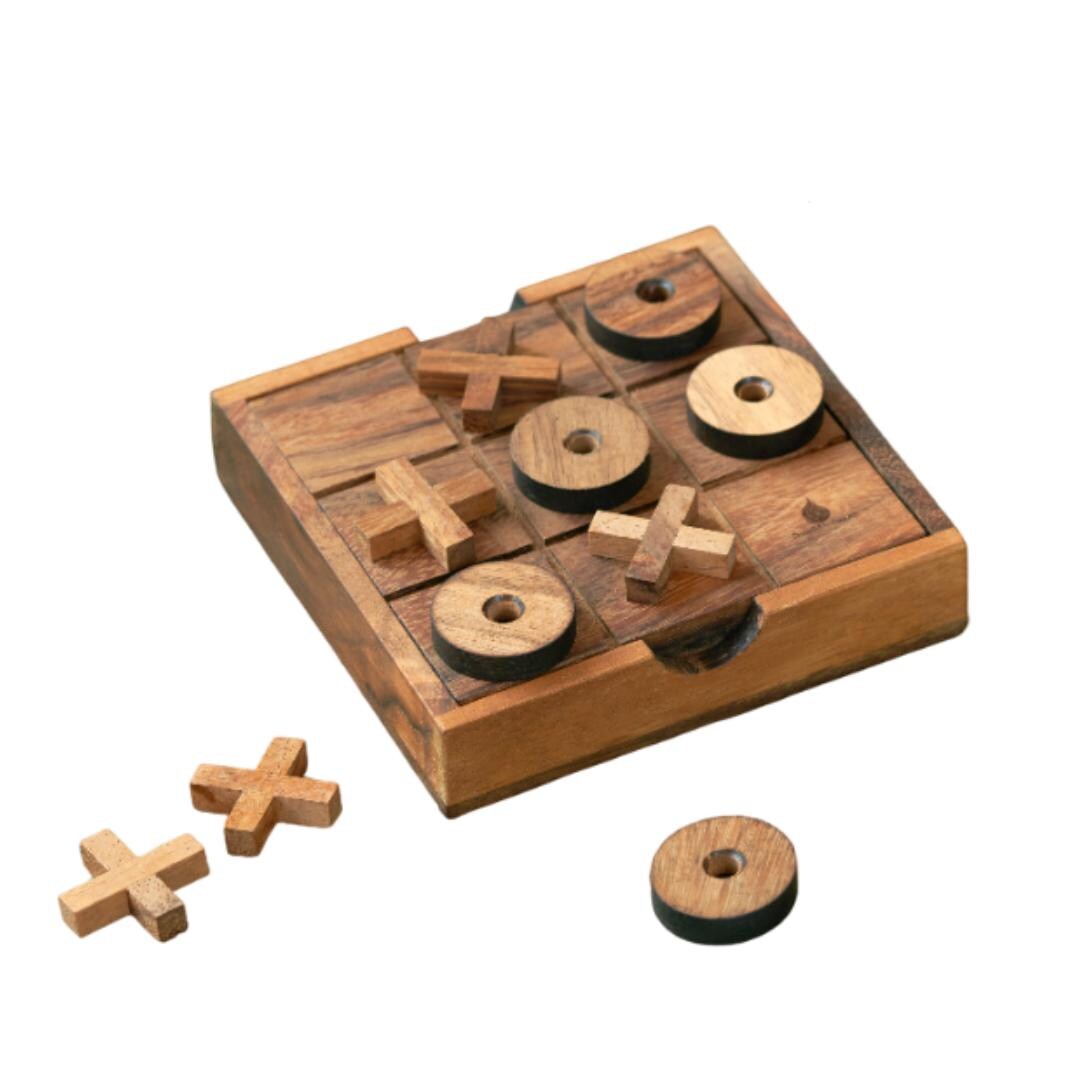 Tic Tac Toe XOXO / Wood Noughts and Crosses: Wooden XOX Strategy Game ...