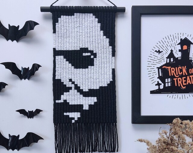 MacrameAndSkulls - Etsy