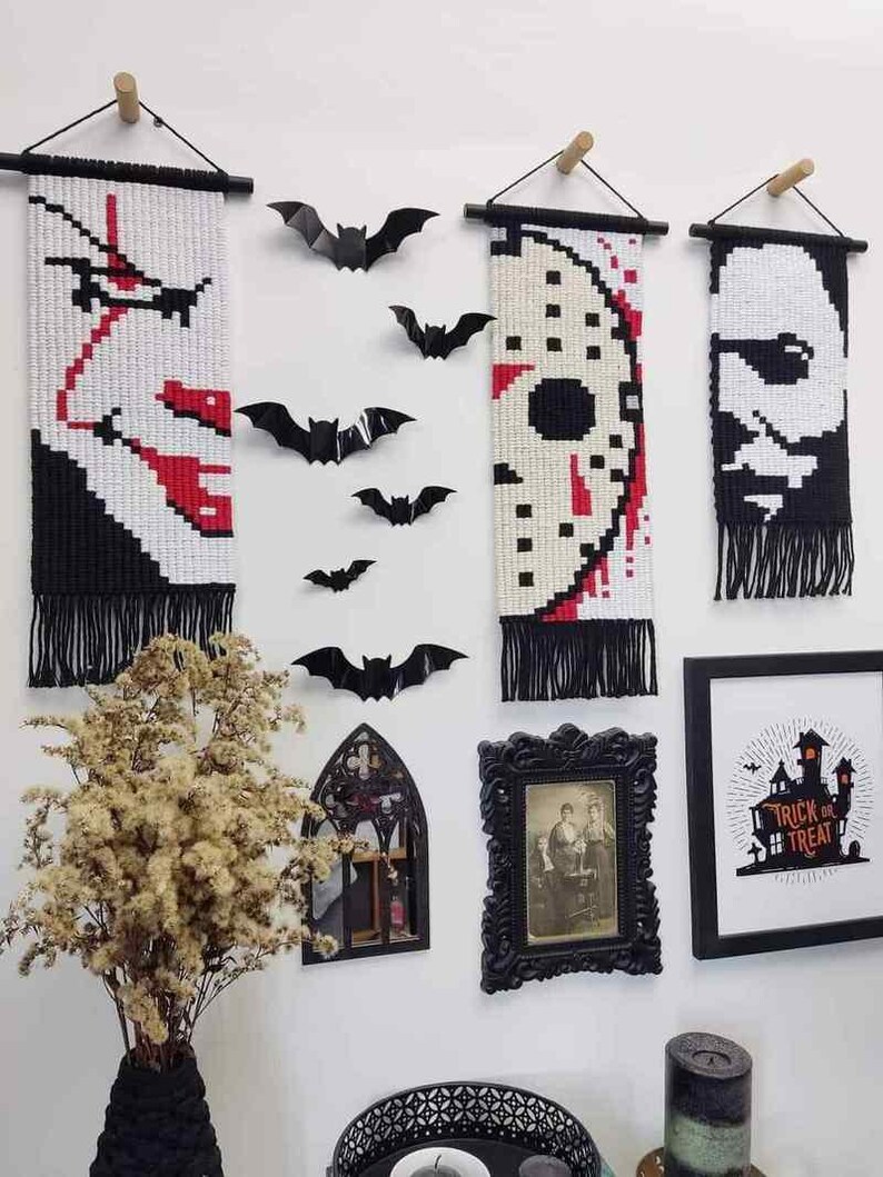Horror Macrame Wall Hanging: Slasher Movie Decor - Etsy