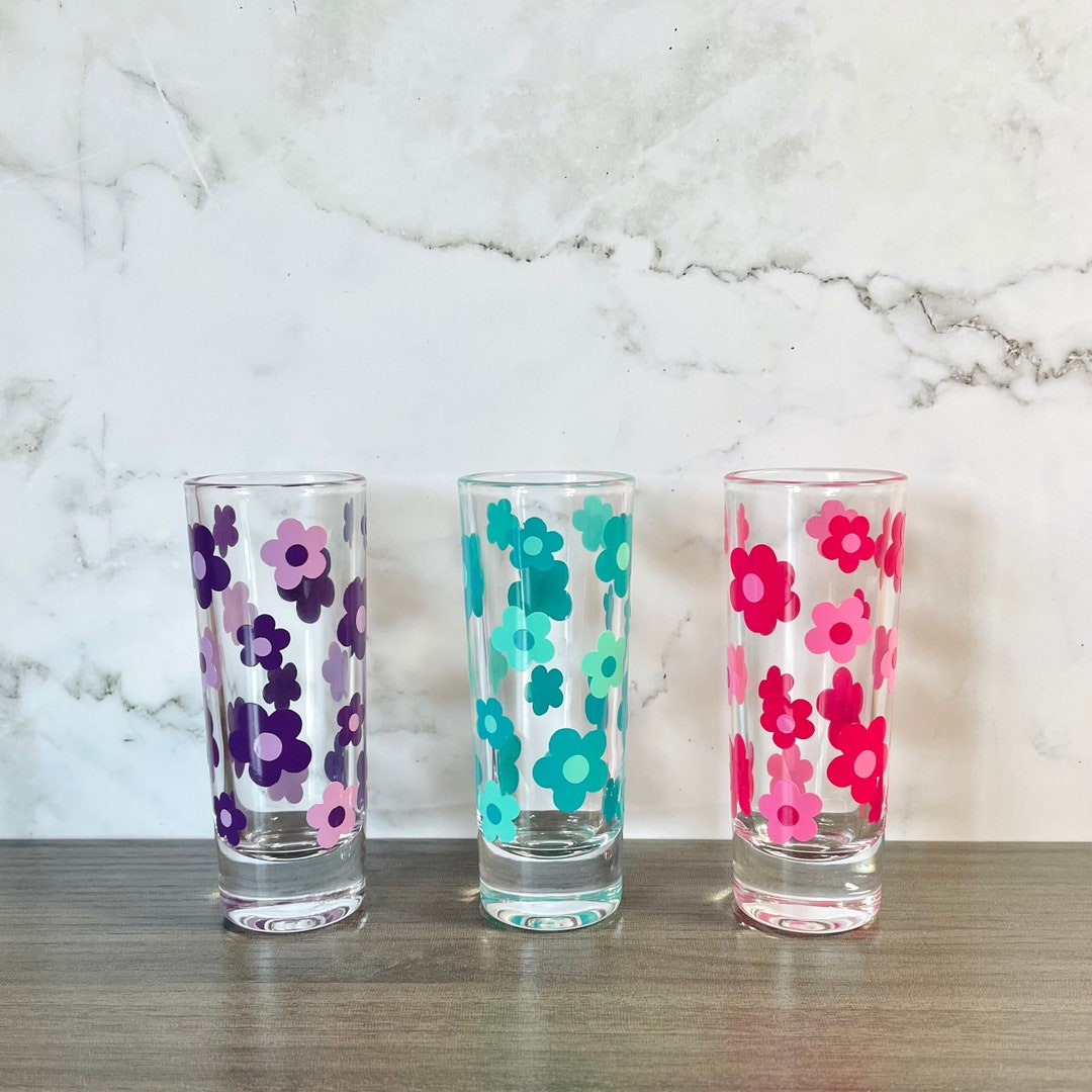 Daisy Shot Glasses, Daisy Glassware, 2oz Custom Shot Glass, Shooter ...