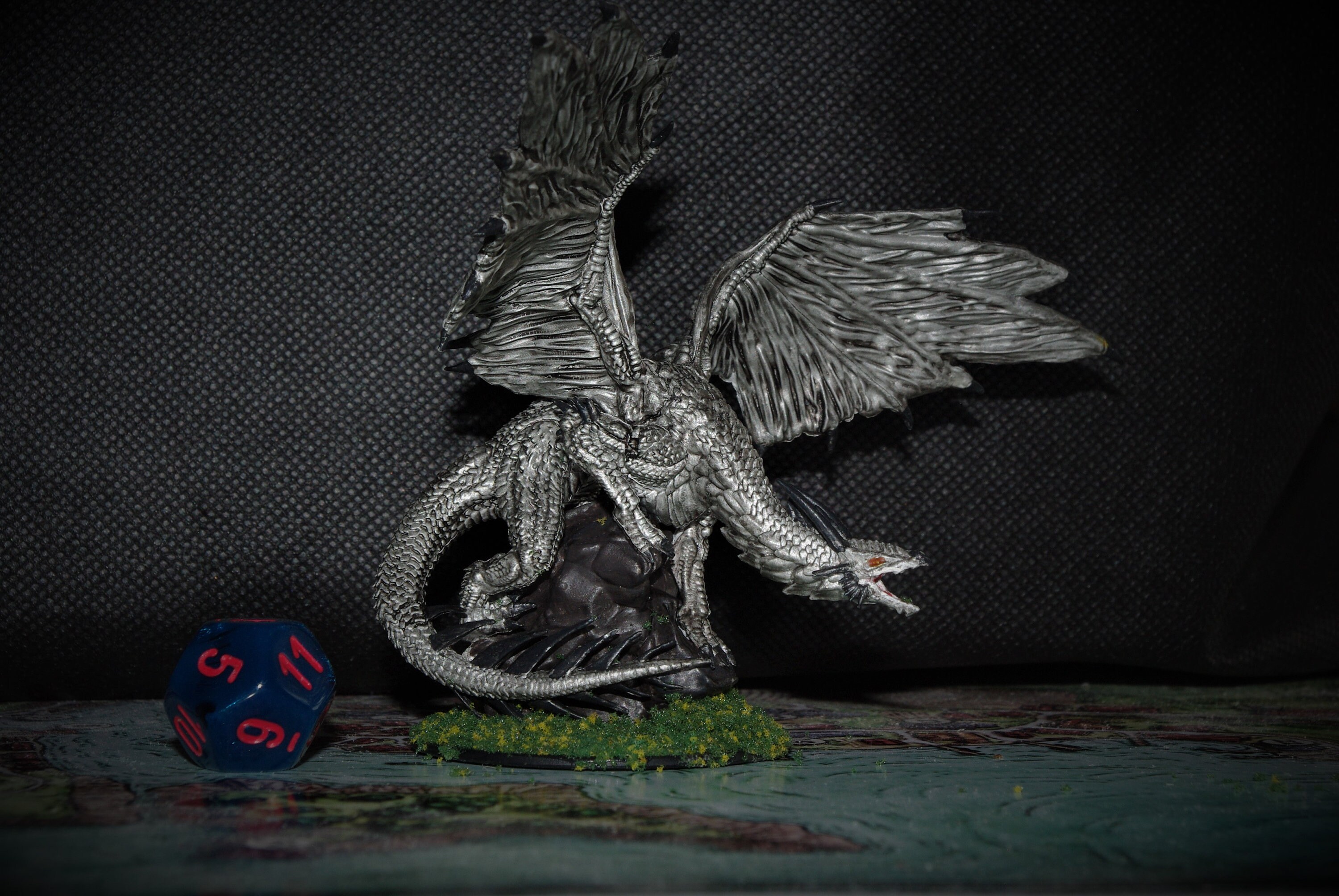 Silver Dragon/Painted Miniatures/D&D | Etsy