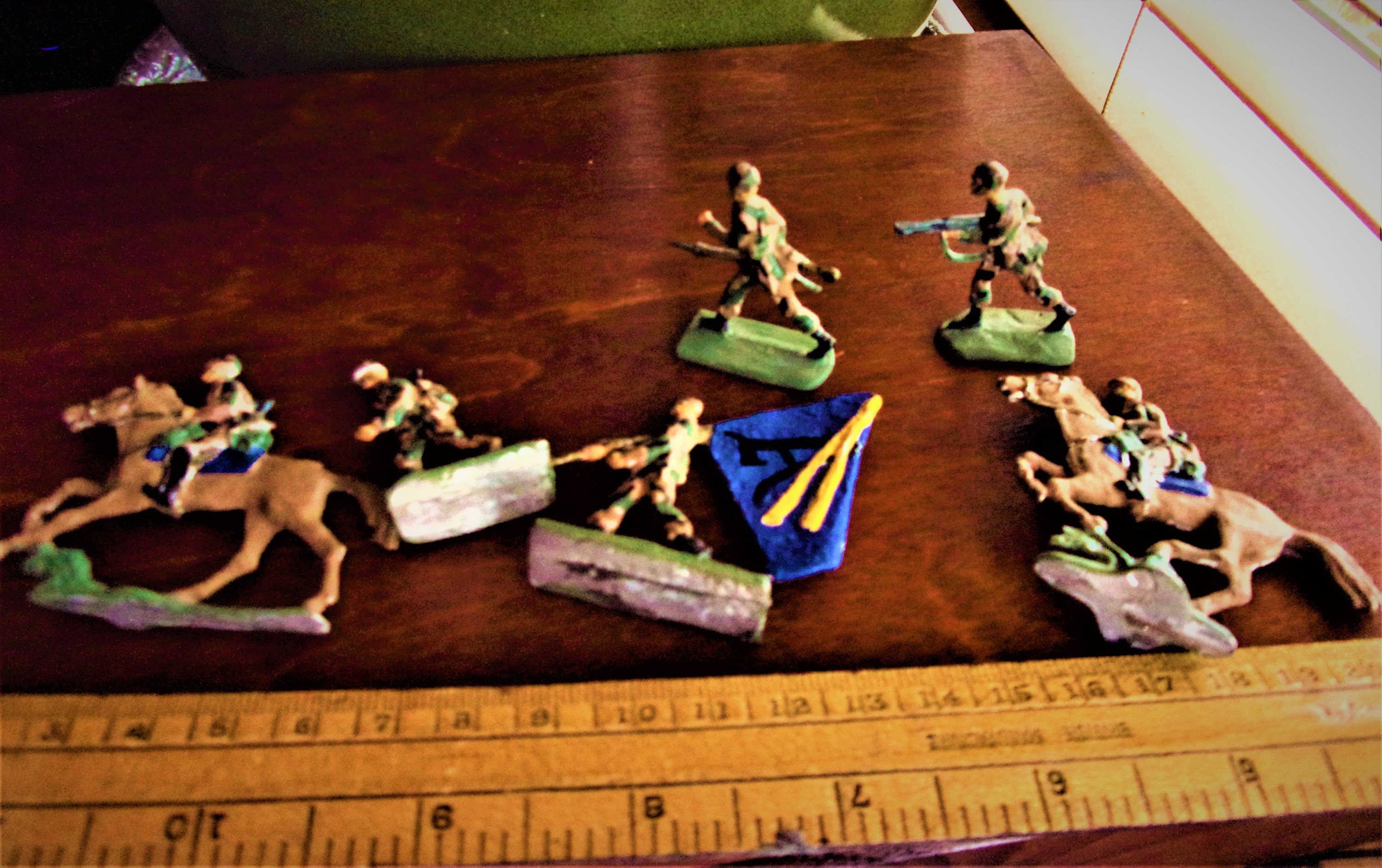 Painted Lead Soldiers With Standard Cavalry & Infantry Soldiers Painted ...