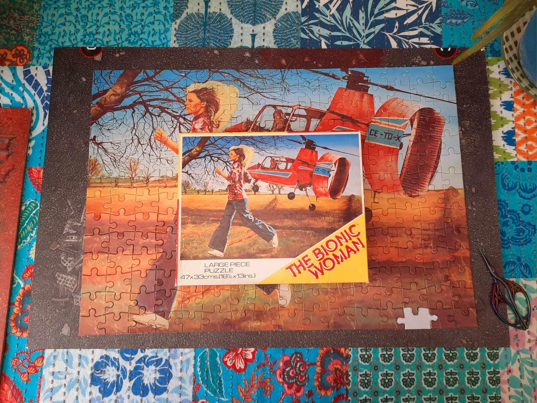 Vintage 1976 the Bionic Woman Jigsaw Puzzle 223 Large Piece 1970s TV ...