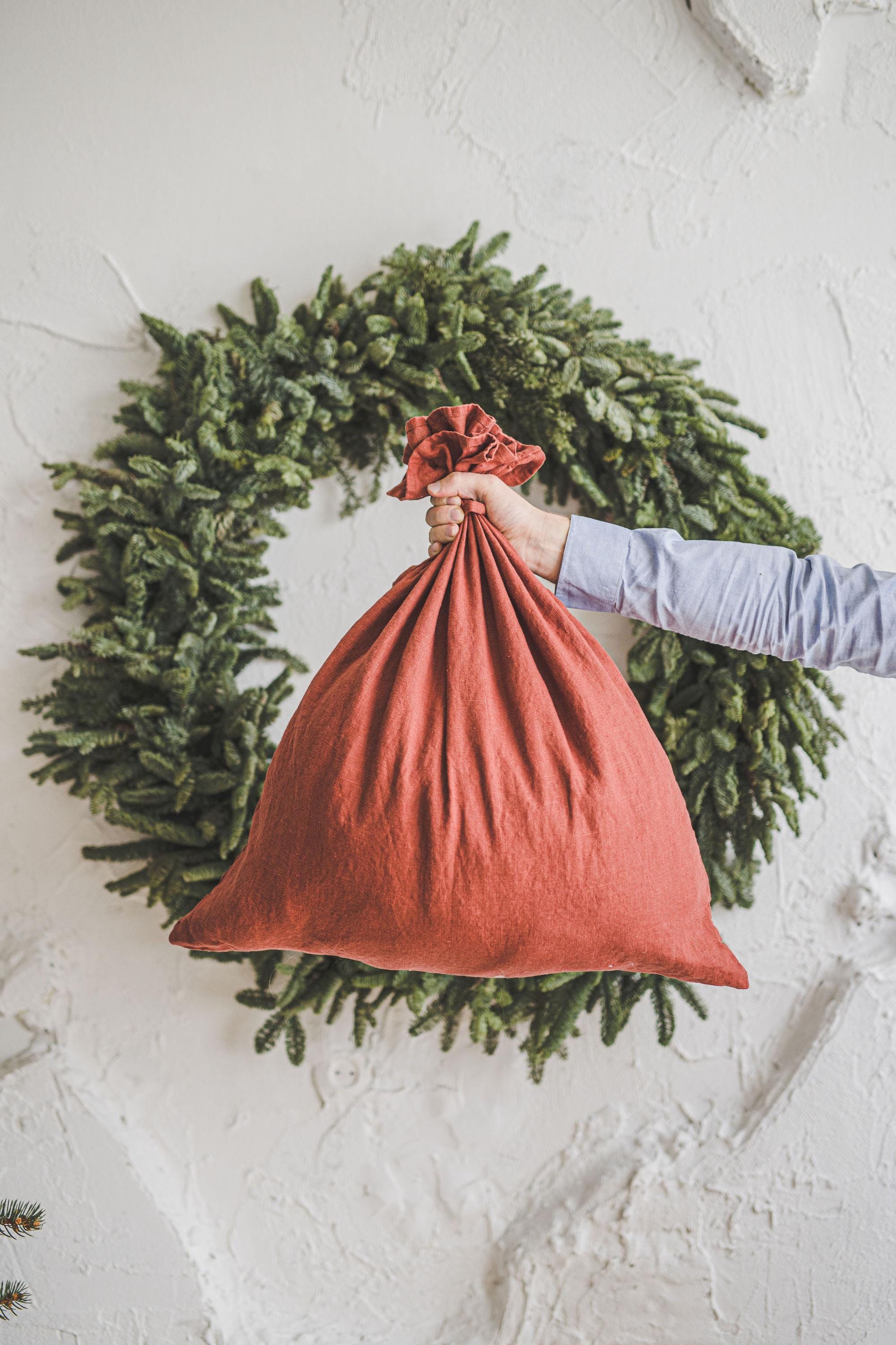 Santa’s Linen Gift Sack - Eco-friendly, Reusable Drawstring Christmas ...