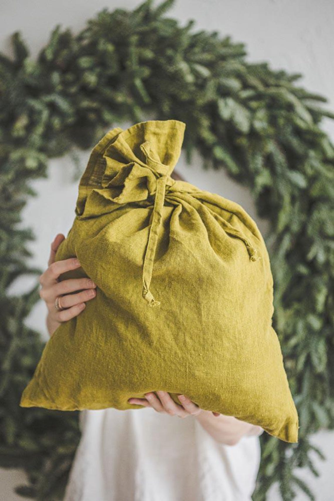 Santa’s Linen Gift Sack - Eco-friendly, Reusable Drawstring Christmas ...