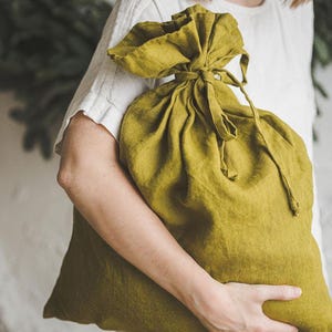 Santa’s Linen Gift Sack - Eco-friendly, Reusable Drawstring Christmas ...