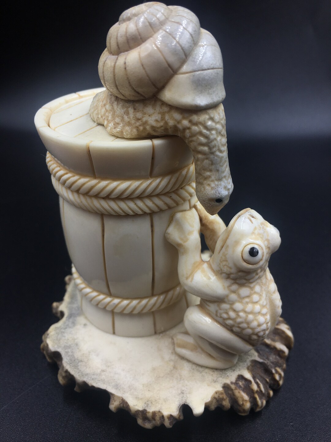 Hand Carved Inuit Casket Eskimo Trinket Box Inuit Jewelry Box Handmade ...