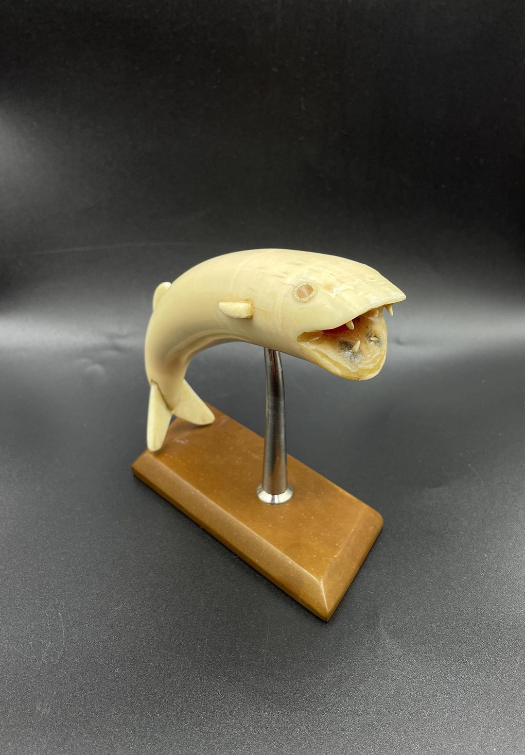 Old Inuit Sculpture, Eskimo Figurine on Pedestal, Vintage Inuit Art ...