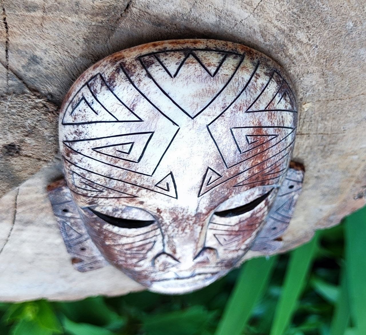 Maori Warrior Mask, Ceremonial Ritual Carved Mask in Maori Style ...