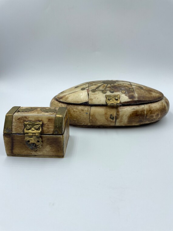 Inuit Carving, Two Inuit Jewelry Boxes for Treasures,… - Gem