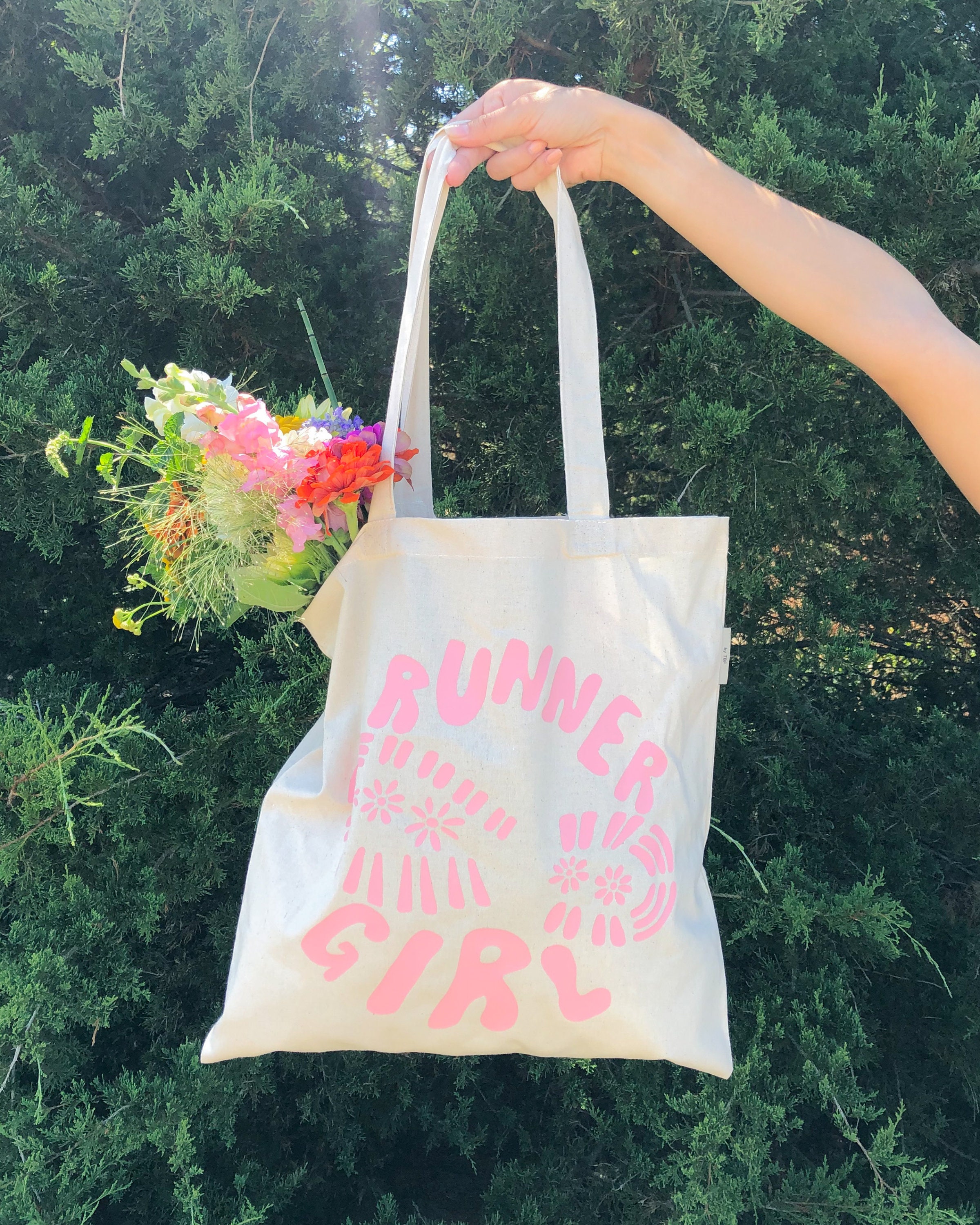 Runner Girl Tote - Etsy