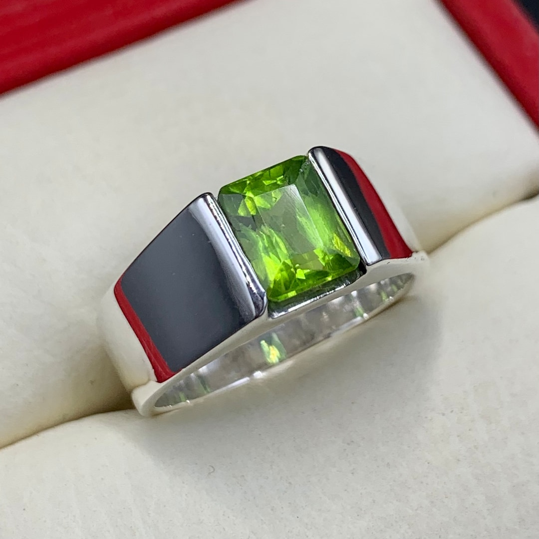 Emerald Cut Peridot Ring for Men, Sterling Silver 925 Handmade Peridot ...