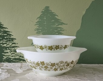 Pyrex Green Flowers - Etsy