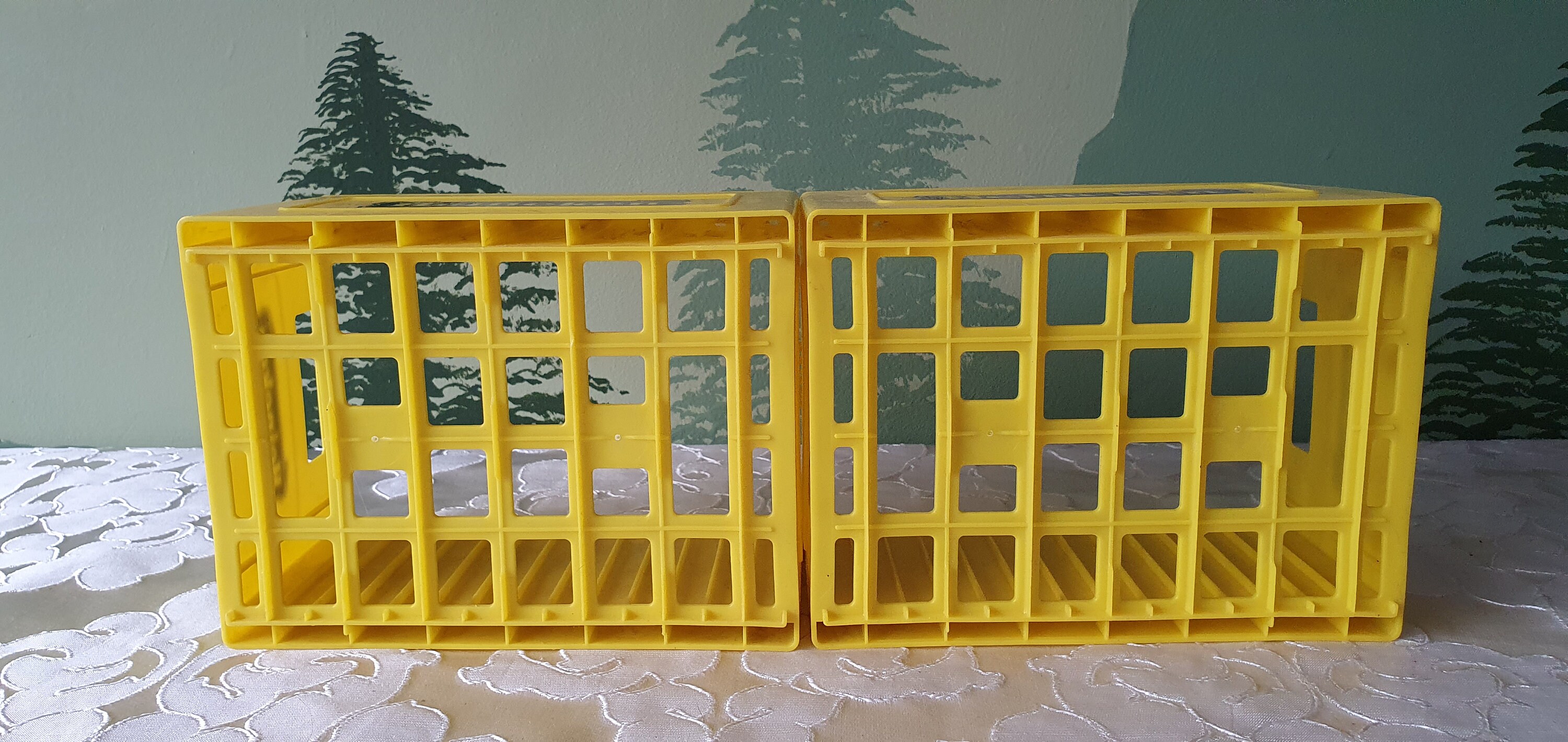 Vintage Heineken Beer Case CD Rack, 90's Dutch Collectible, Yellow ...