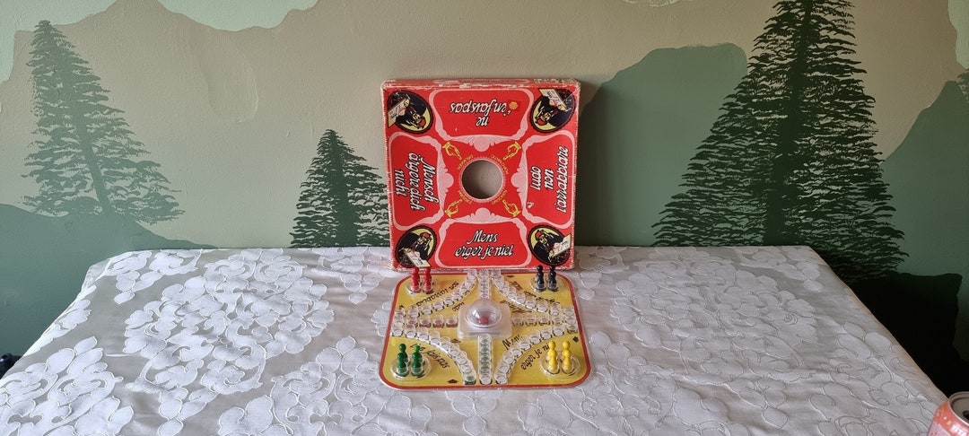 Vintage Ludo Board Game Dutch Mens Erger Je Niet 80's Boardgame Push ...