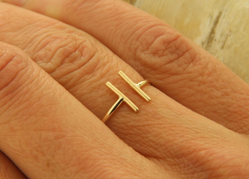 Solid 14k Yellow Gold Parallel Lines Ring / Gold Minimalist - Etsy