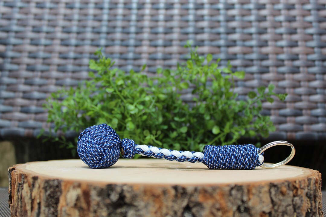 Monkey Fist Keychain, Blue Spec Camo/white, One-inch Ball Bearing ...