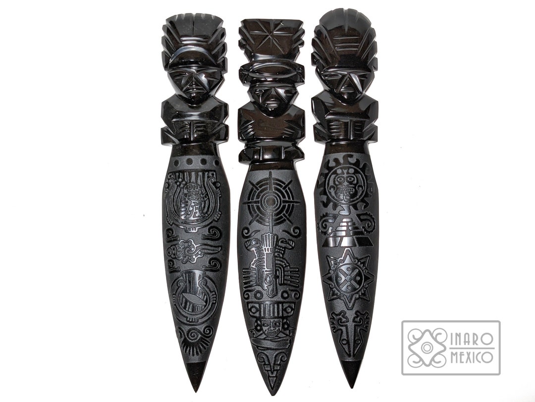 Juego De Dagas Ceremoniales De Obsidiana, Grabadas Con Símbolos Aztecas ...