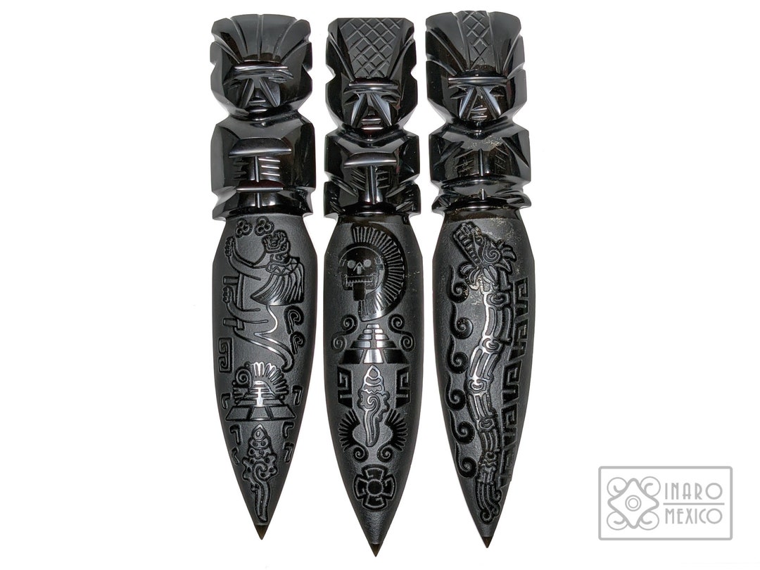 Juego De Dagas Ceremoniales De Obsidiana, Grabadas Con Símbolos ...