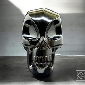 Alien Skull Sculpture, Carved in Black Obsidian, Alien Skull, Crafts ...