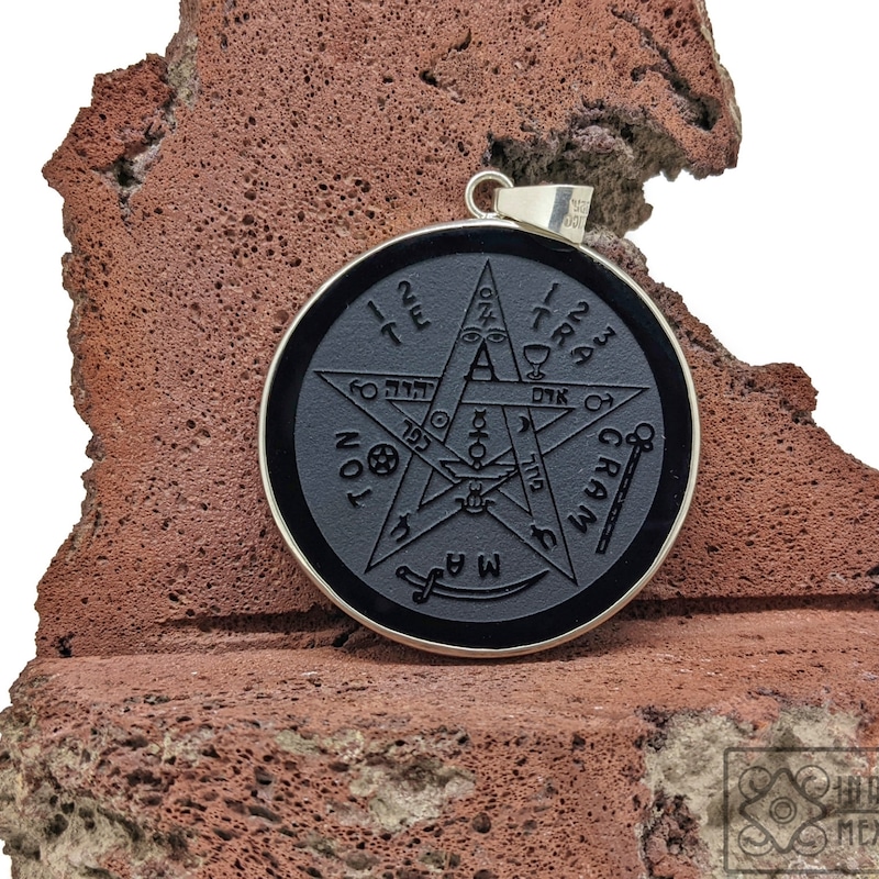 Algo negro para regalar - Etsy México