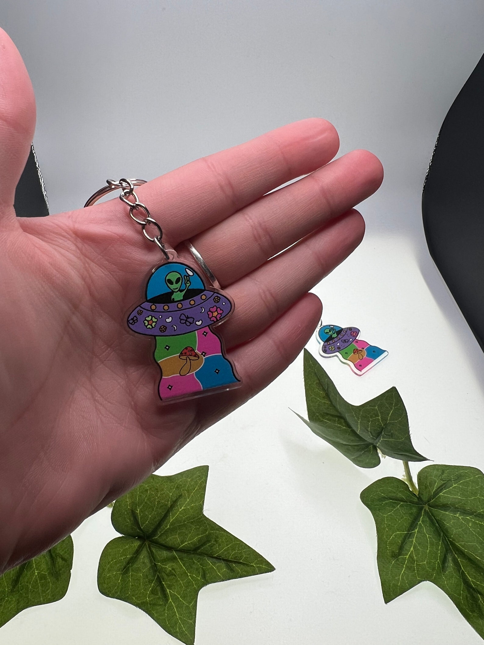 Alien Keychains - Etsy