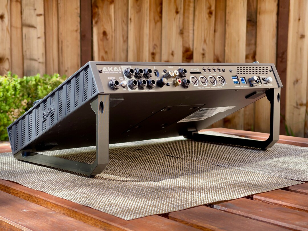 Desktop Stand for MPC LIVE 2 - Etsy
