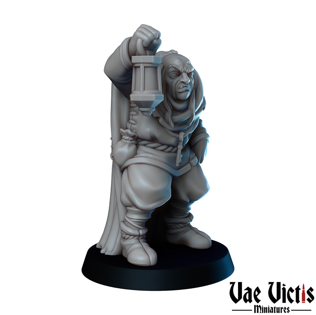 Hunchback Renfield 28mm D&D 3D Resin Printed Miniature Dungeons and ...