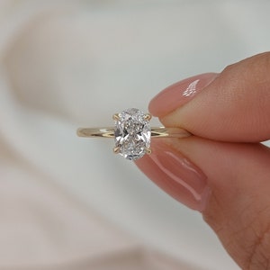 1 Carat Oval Diamond Engagement Ring, 14K Yellow Gold, Solitaire Ring ...