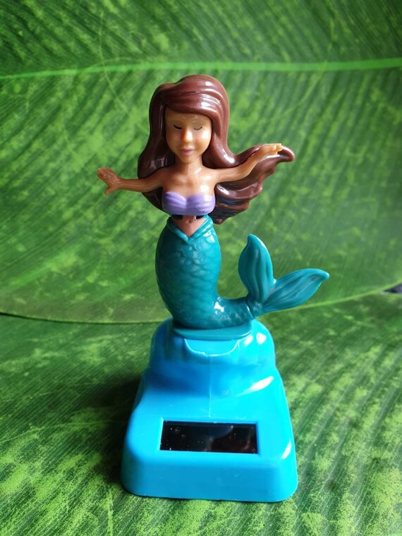 LITTLE MERMAID Solar Hula Girl Hawaiian Solar Dancing Doll | Etsy UK