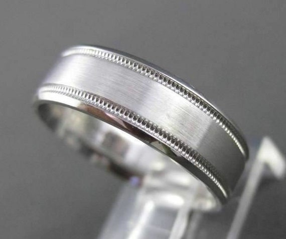 Estate Wide 14K White Gold Shiny & Hammer Mens Weddin… - Gem