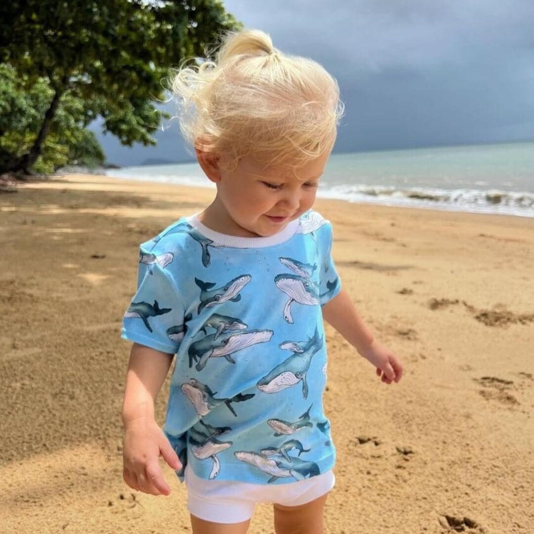Humpback Whales. Mother & Baby. Ocean, Sea T-shirt Jen's Corner Shop - Etsy