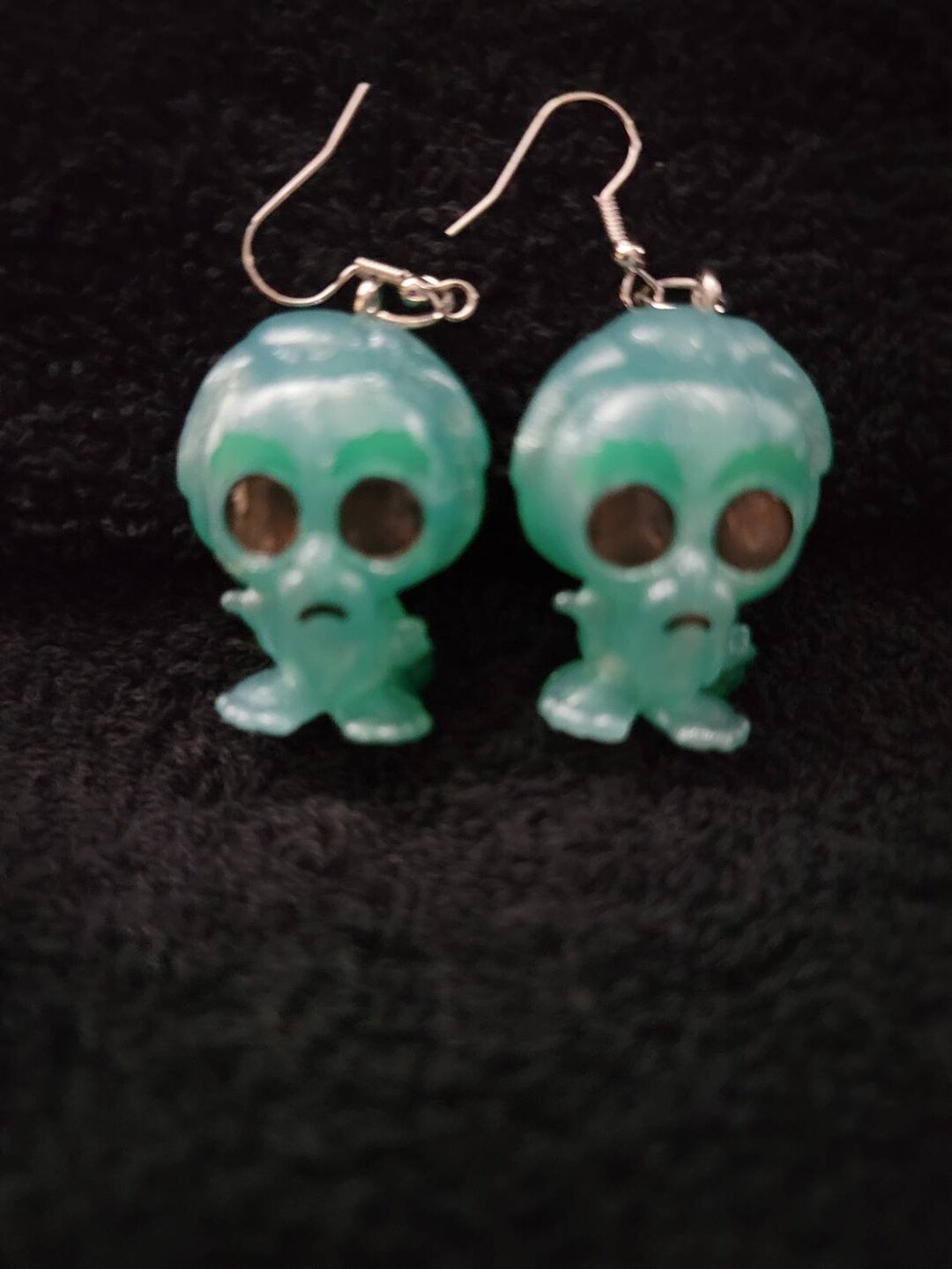 Gus - Haunted Mansion - Disney Doorables Earrings - Etsy