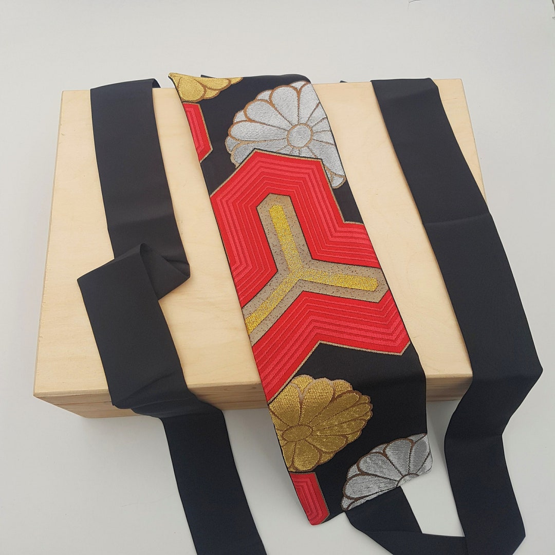 Reversible Japanese Obi Belt With Daizy Patterns Made in - Etsy