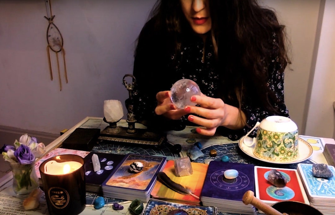 CRYSTAL BALL & Tarot VIDEO Reading, 20 Minute Reading, Within 48 - 72 ...