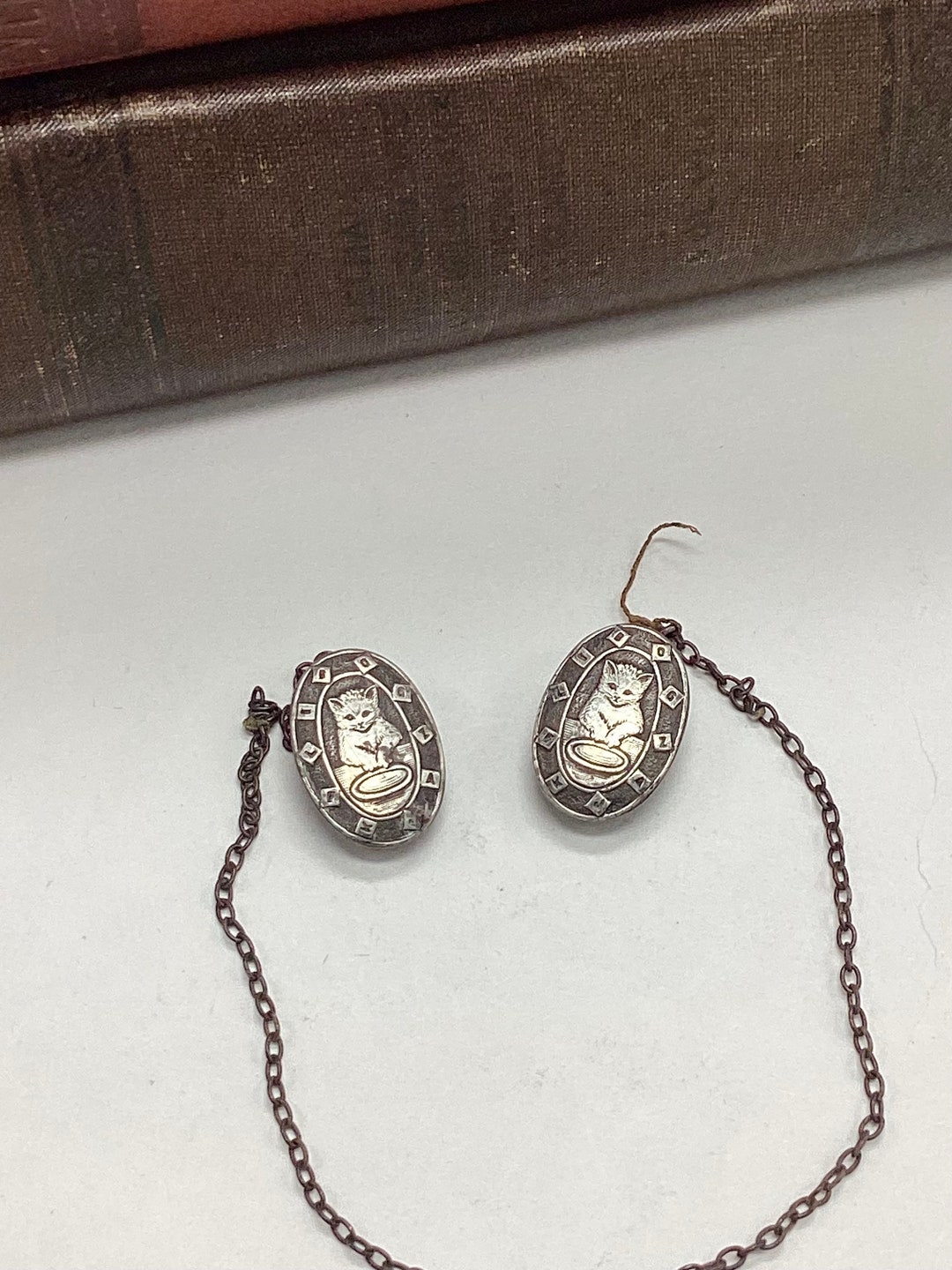 Rare Cat Cloak or Cape Clips, Clasp Engraved Edwardian or Art Deco - Etsy