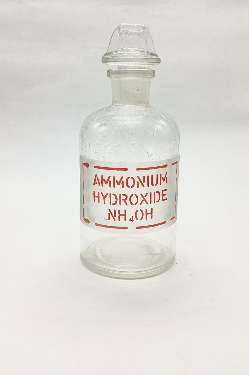 Vintage Pyrex Glass Apothecary / Chemistry Bottle With Stopper ...