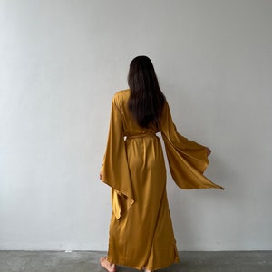 Silk Kimono Robe With Two Side Slits | Bridal Robe | Bridesmaid Robe ...